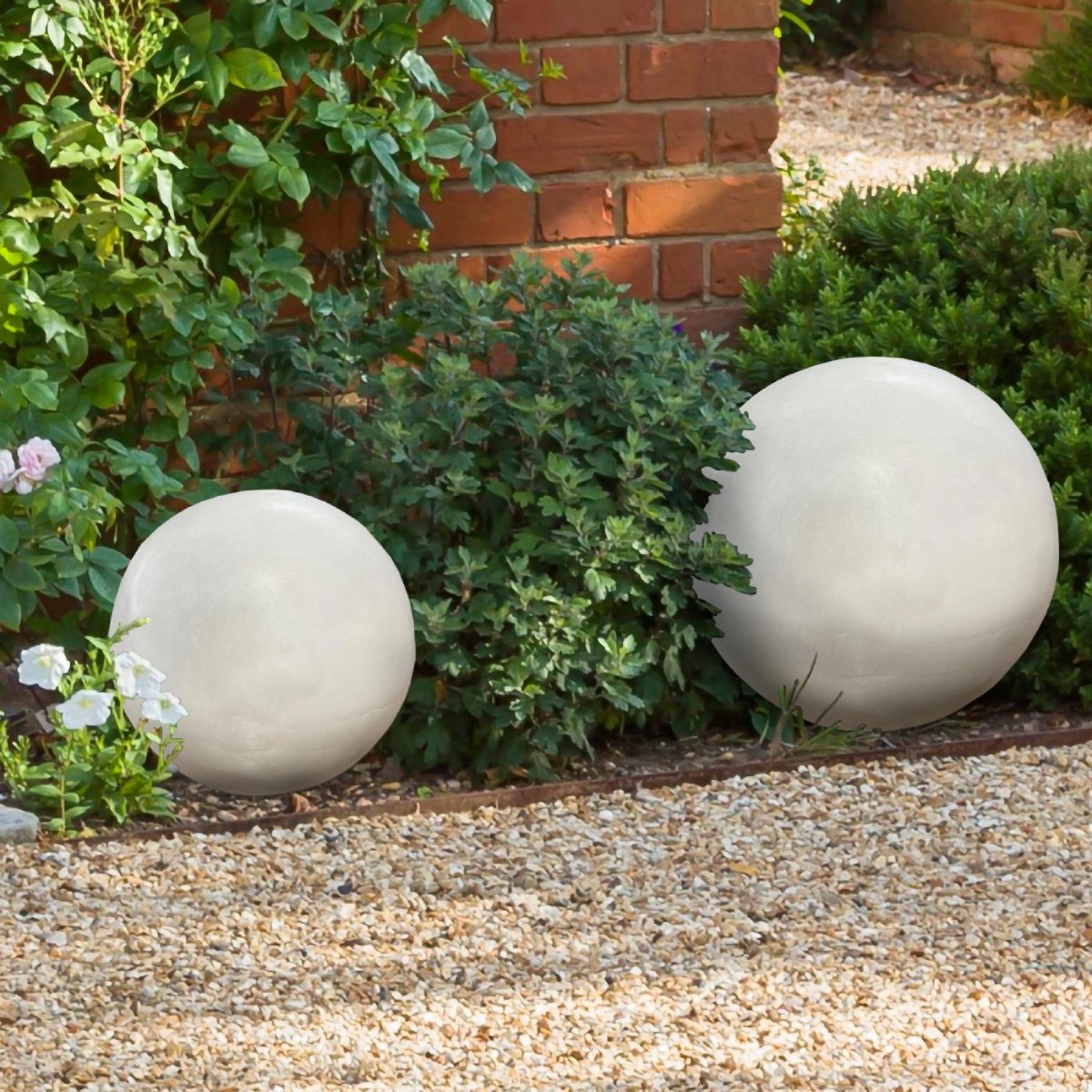 Concrete Effect White Washed Outdoor Garden Decorative Ball D22 H20 cm ...